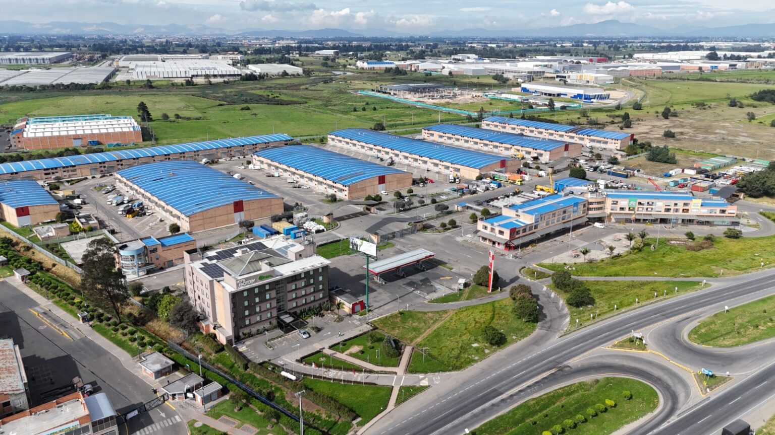 Nosotros TTCB - Terminal Terrestre de Carga